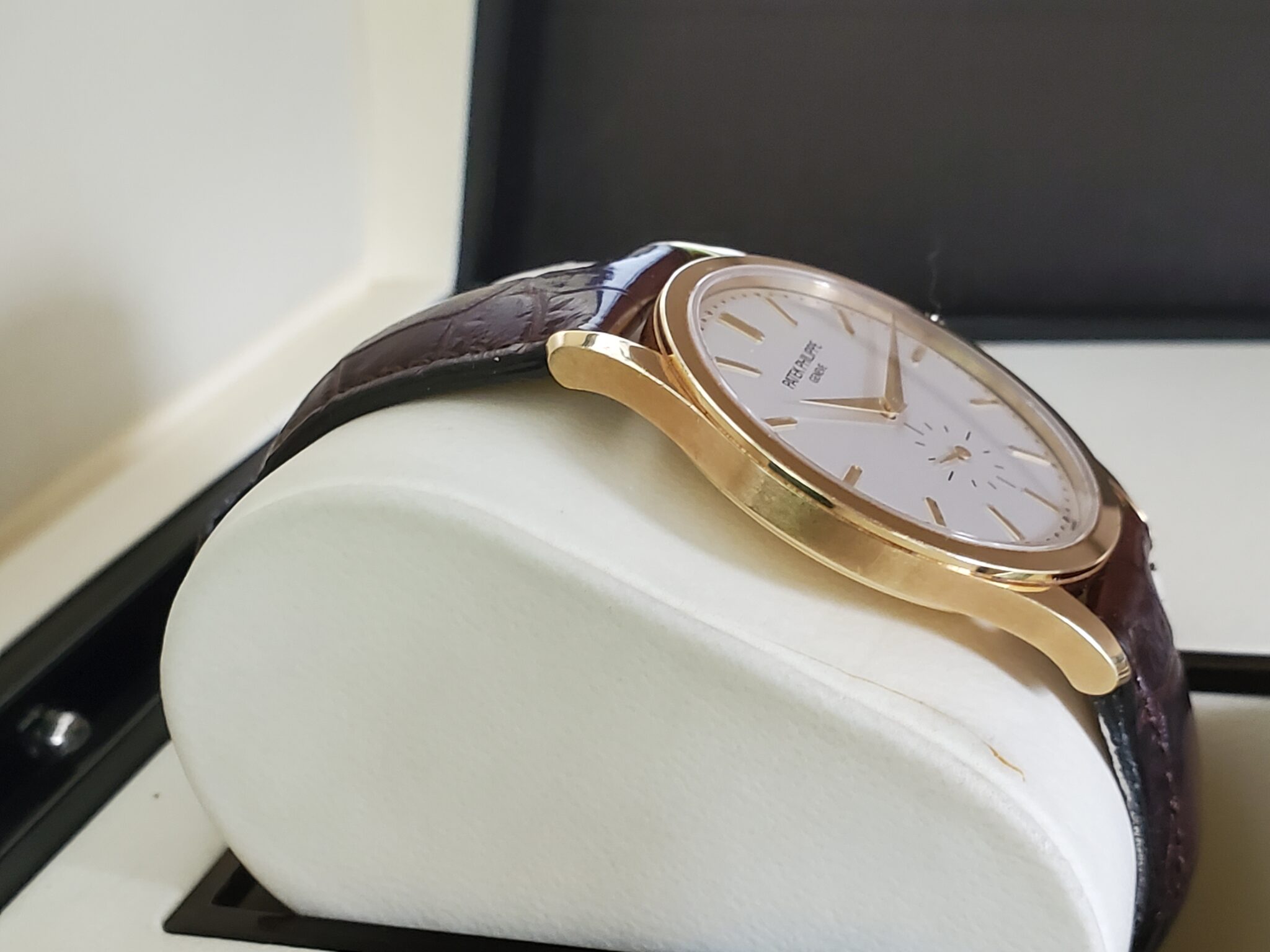 Patek Philippe Calatrava 5196J-001 Extra Full set Box, Papers, Original ...