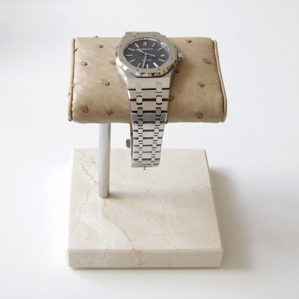THE WATCH STAND SINGLE - BEIGE - BEIGE OSTRICH - Kimondo Watches